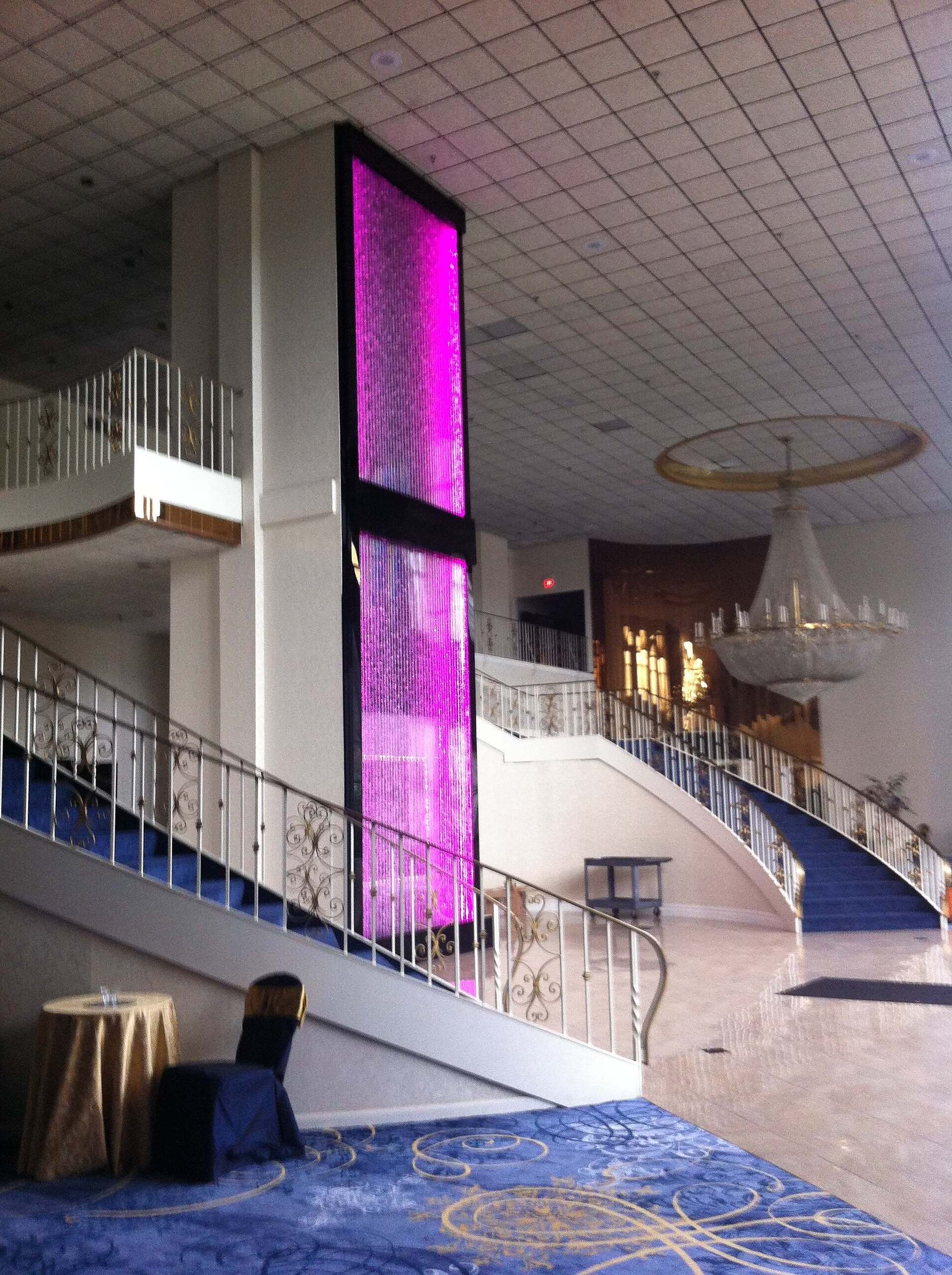 Bubble Wall Vertical Chambers at Skylands at Randolph - Midwest Tropical