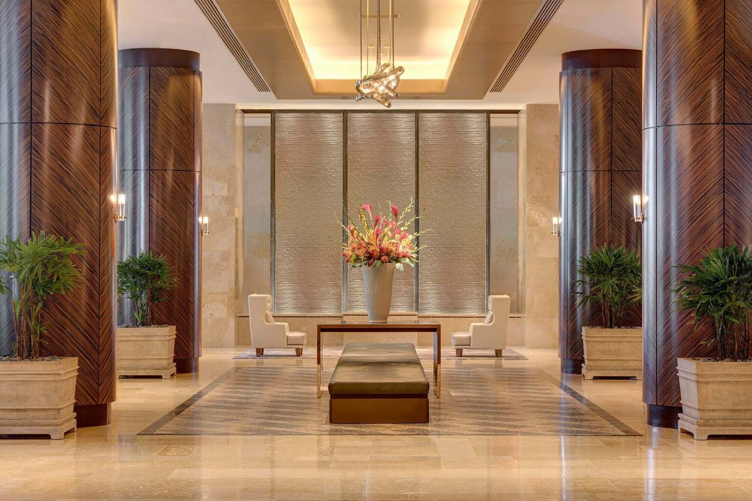 Custom Indoor Water Feature Gallery | Midwest Tropical