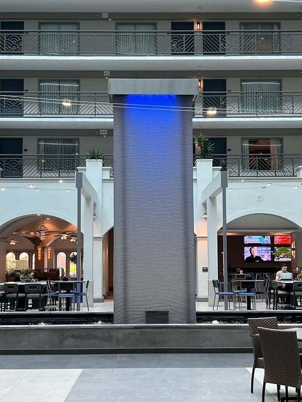 Mesh Water Wall Four Sided Column at Embassy Suites Miami Airport 4 ...